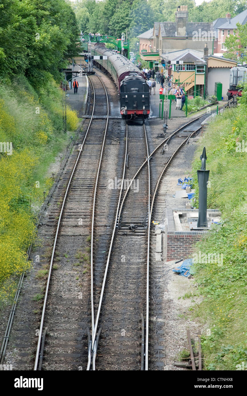 Alresford Railway Station; Watercress Line - Mid Hants Railway ...