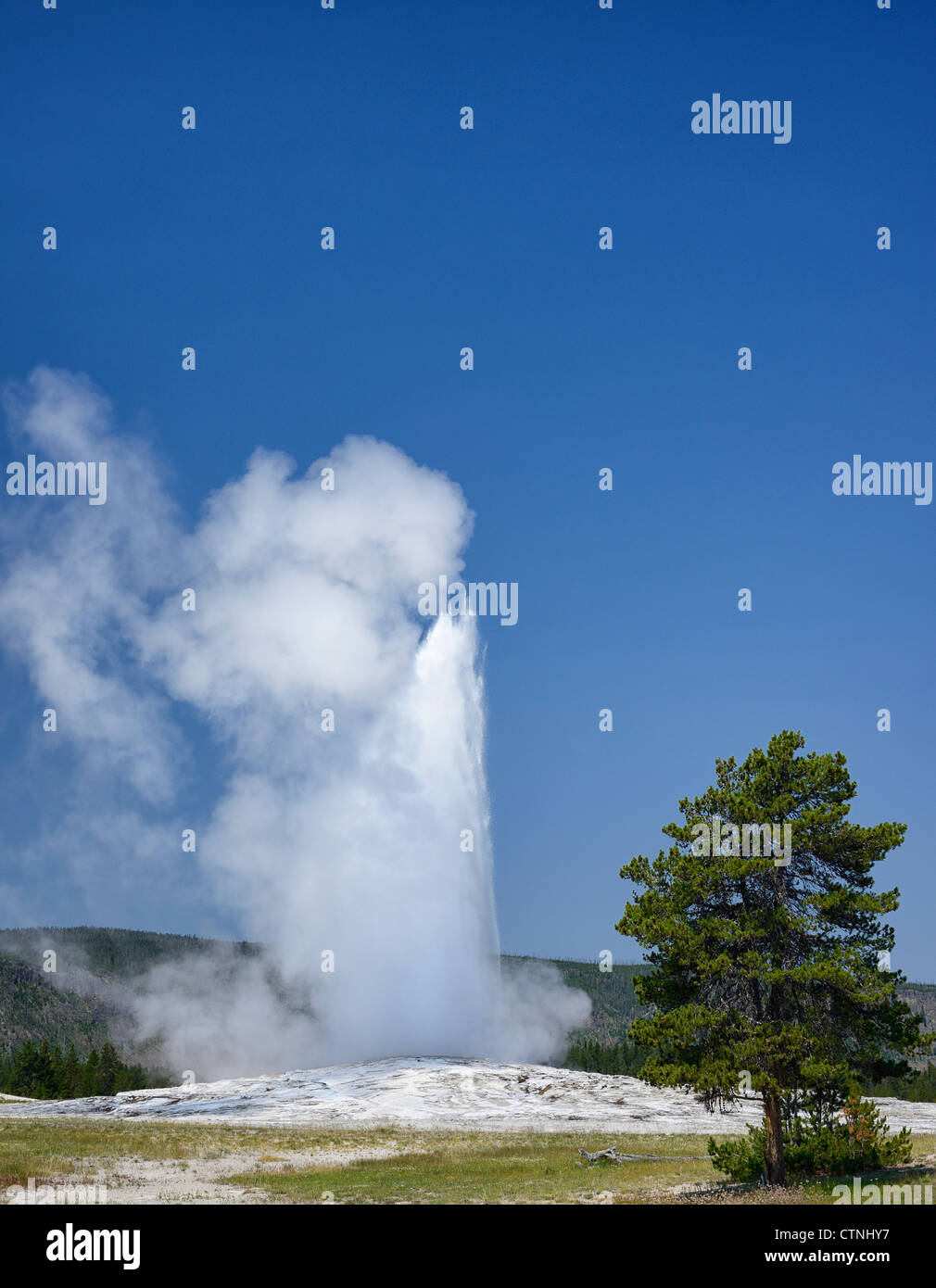 Cone geyser hi-res stock photography and images - Alamy