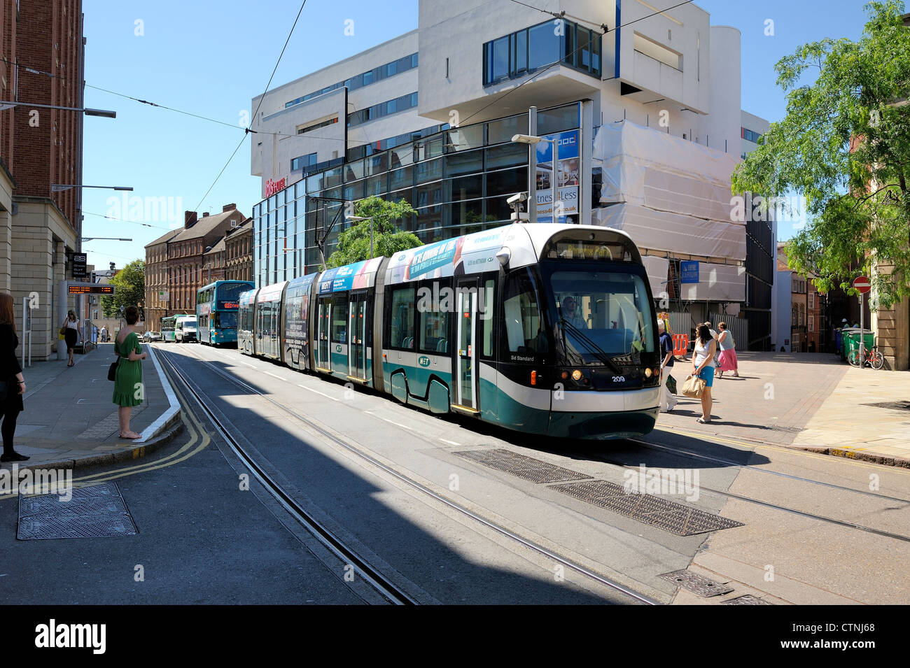 nottingham express transit tram in the city centre england uk Stock ...