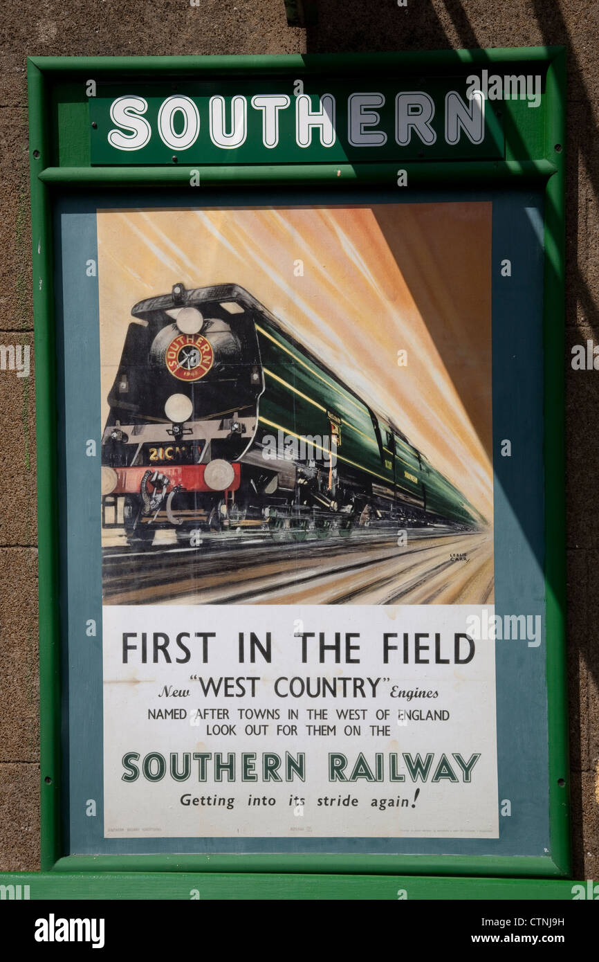 Southern railway poster hi-res stock photography and images - Alamy