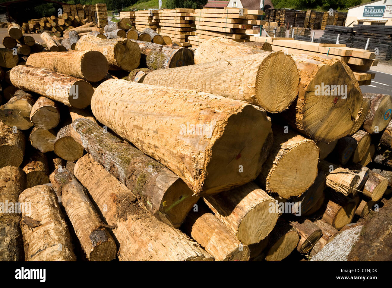 Planks in stacks hi-res stock photography and images - Alamy