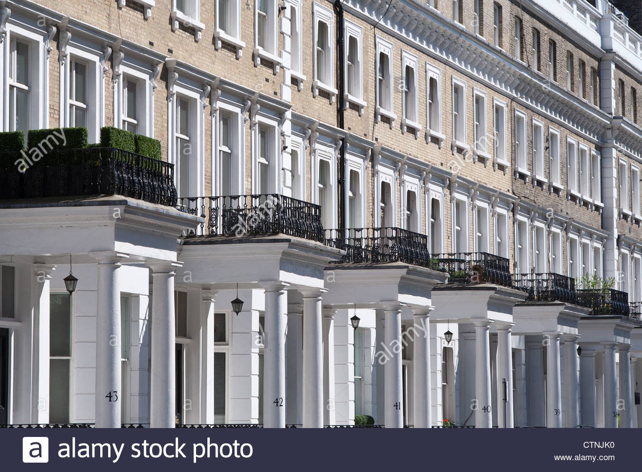 Victorian London Buildings Stock Photos & Victorian London Buildings ...