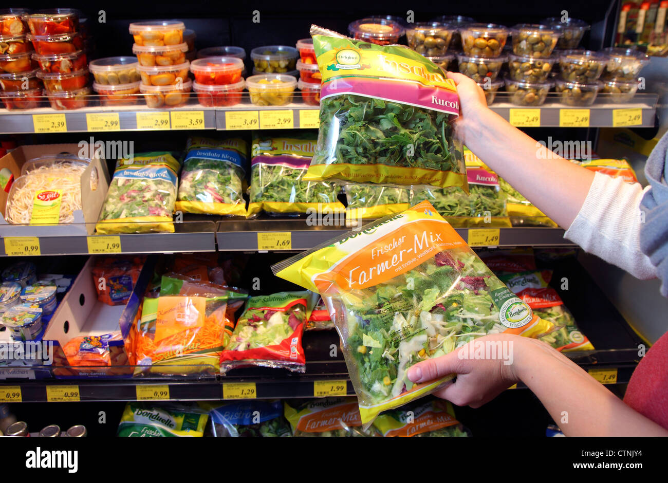 Salad icon hi-res stock photography and images - Alamy