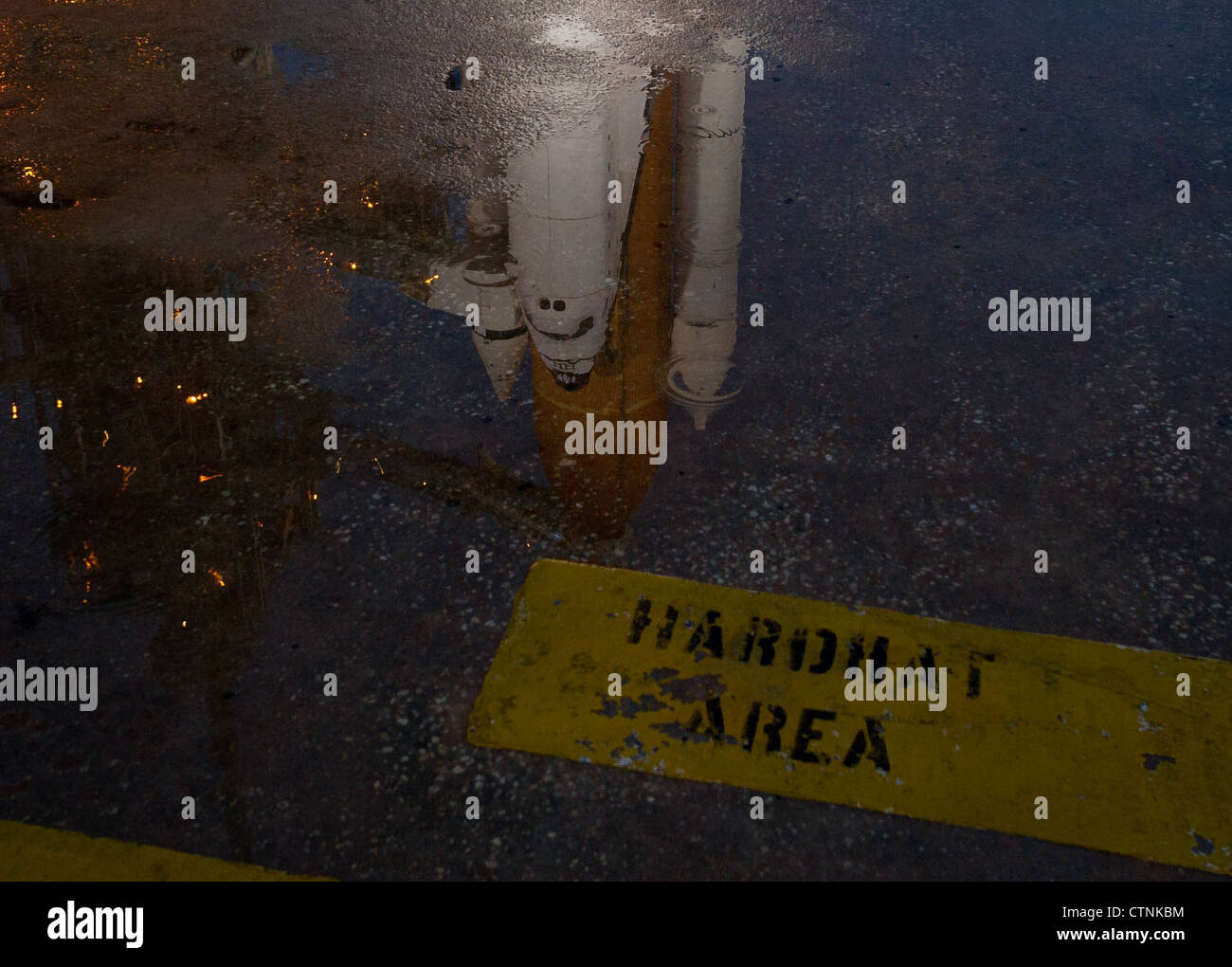 Rotating service structure rss hi-res stock photography and images - Alamy