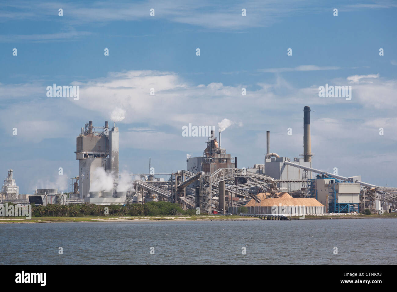 Pulp Paper Mill Smoke Stack High Resolution Stock Photography and ...