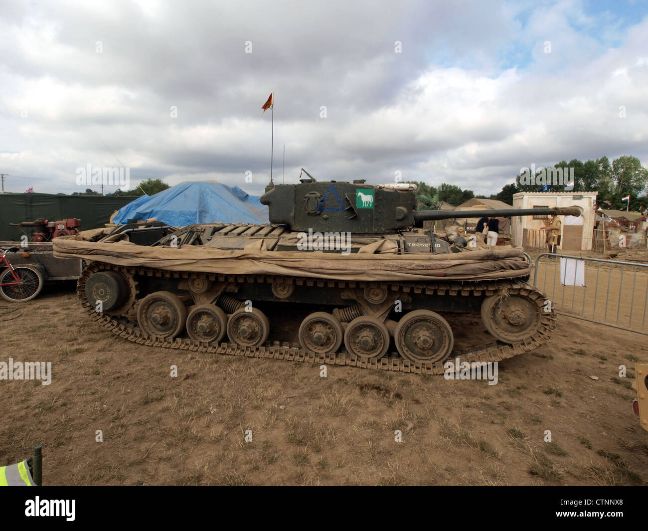 Amphibious vehicles british army hi-res stock photography and images ...