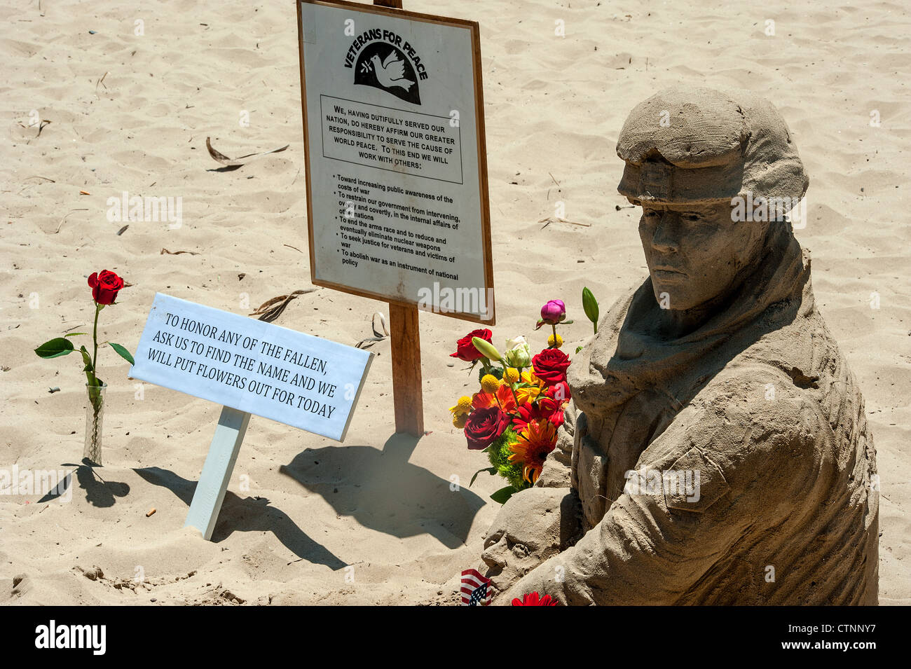 Wounded soldier afghanistan hi-res stock photography and images - Alamy