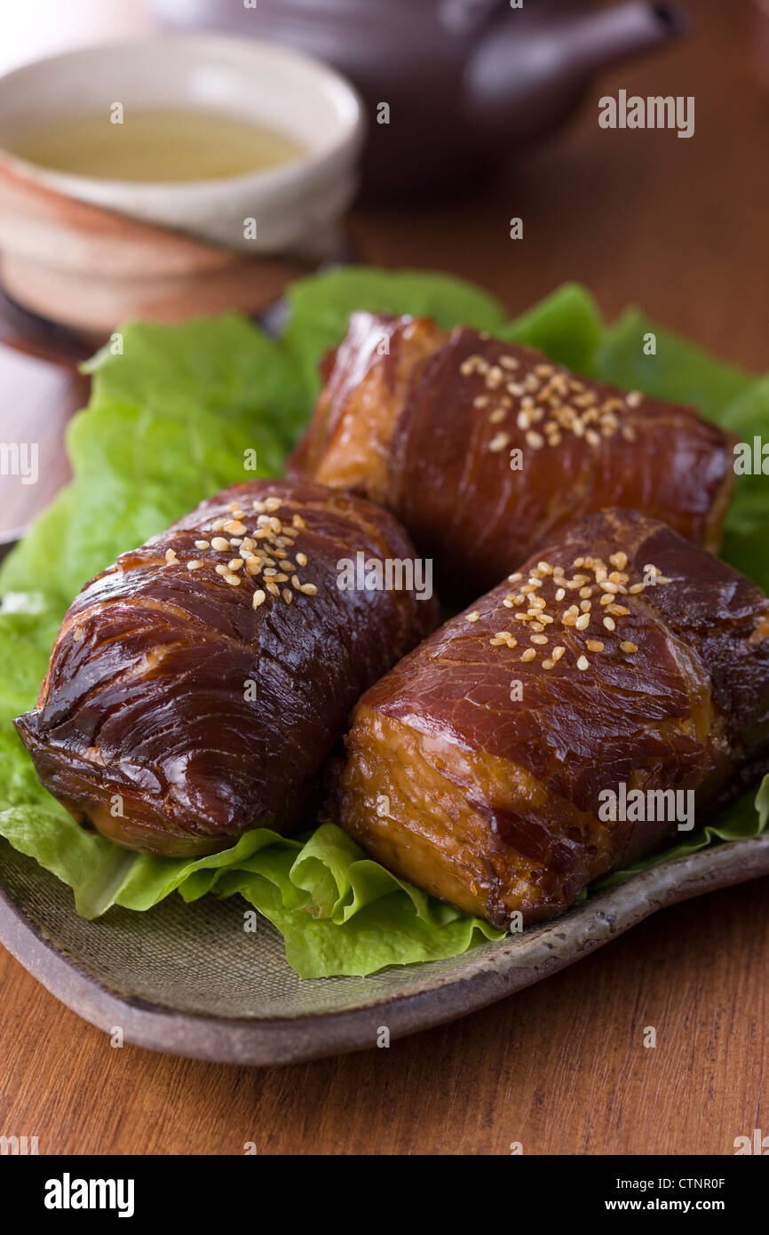 Nikumaki onigiri hi-res stock photography and images - Alamy
