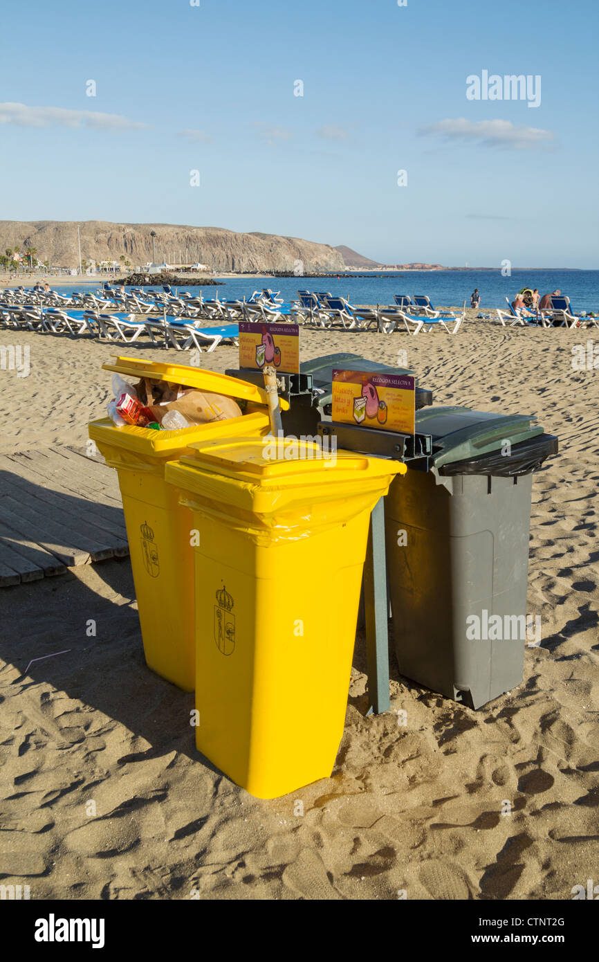 Recycling bins on beach hi-res stock photography and images - Alamy