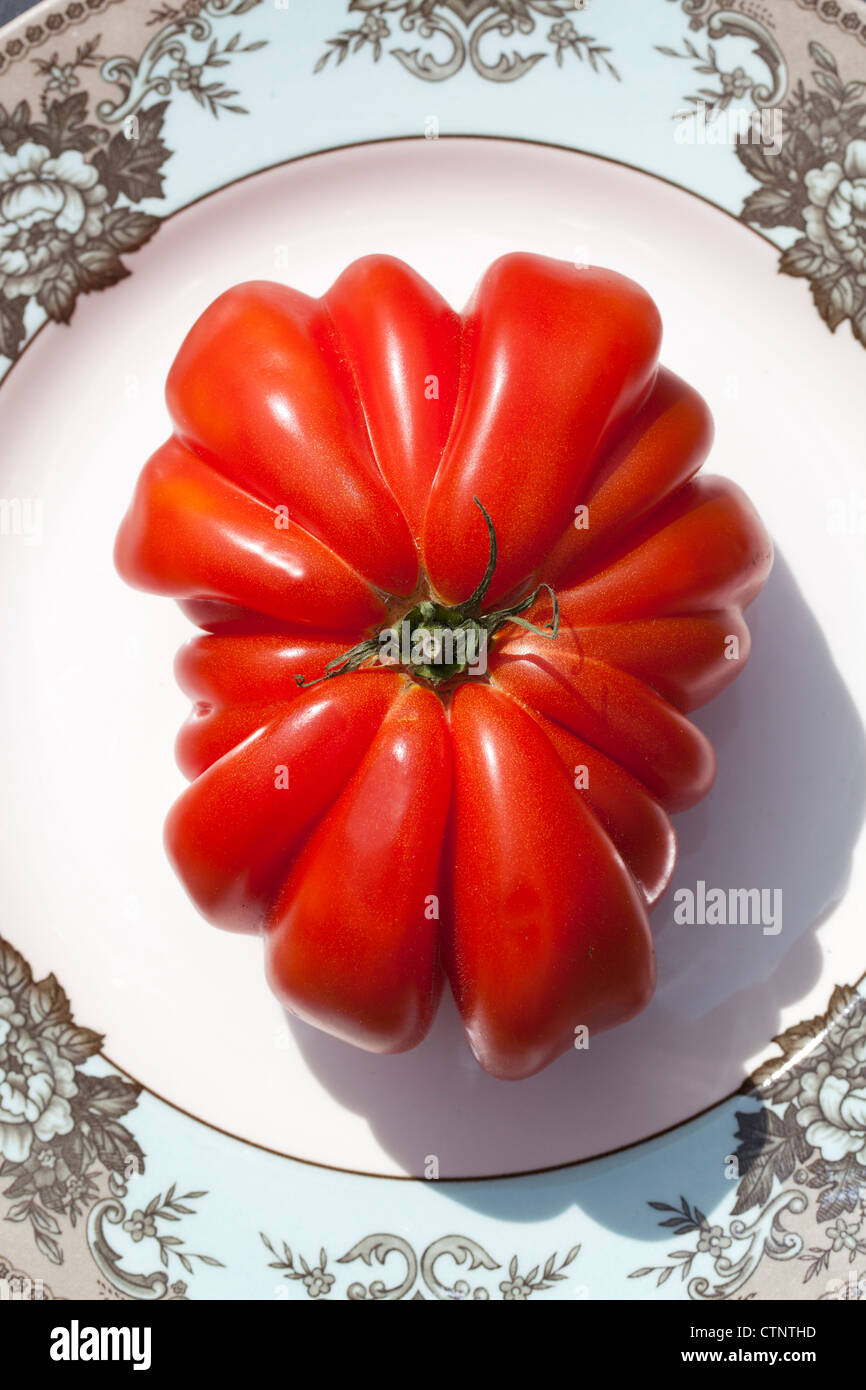 Giant Pink Beef Tomato (Zapotec Pleated Stock Photo - Alamy