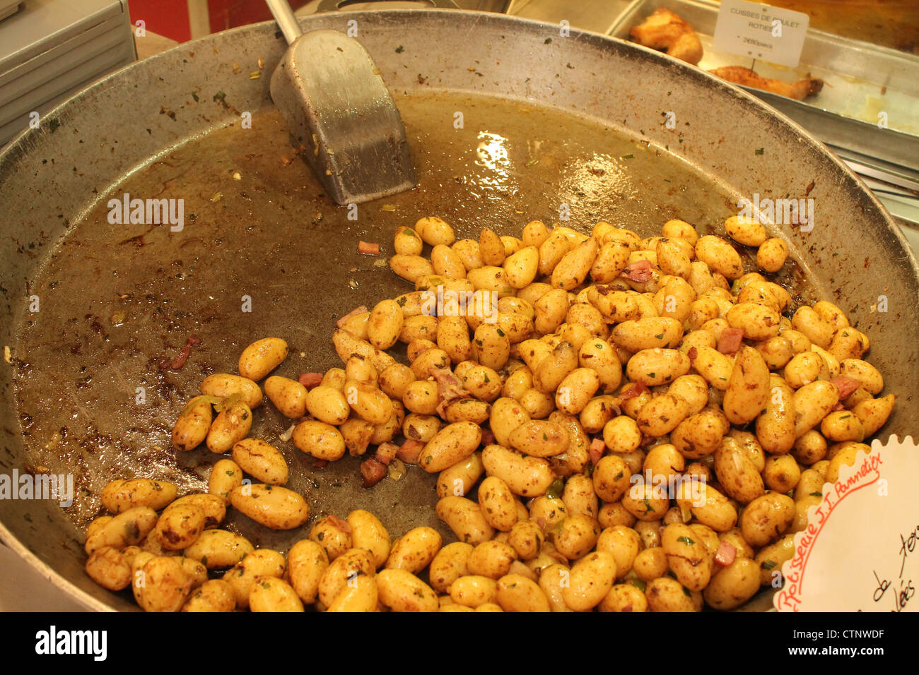 The La Rochelle outdoor and indoor food market Stock Photo - Alamy