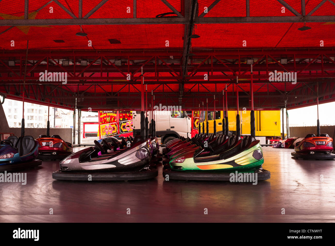 Dodgems ride hi-res stock photography and images - Alamy