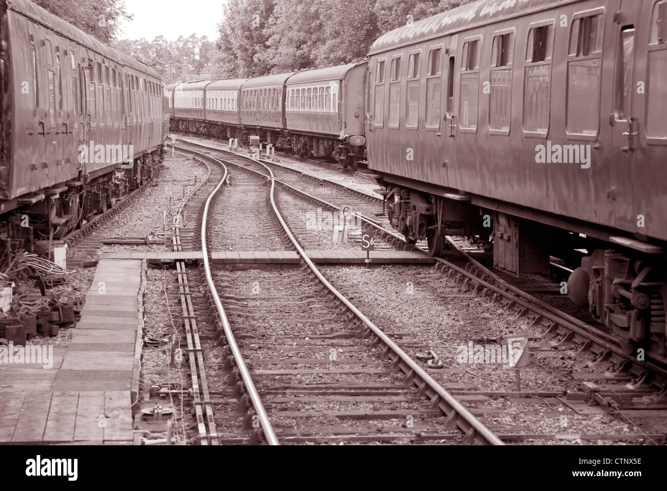 Sepia tone railroad hi-res stock photography and images - Alamy