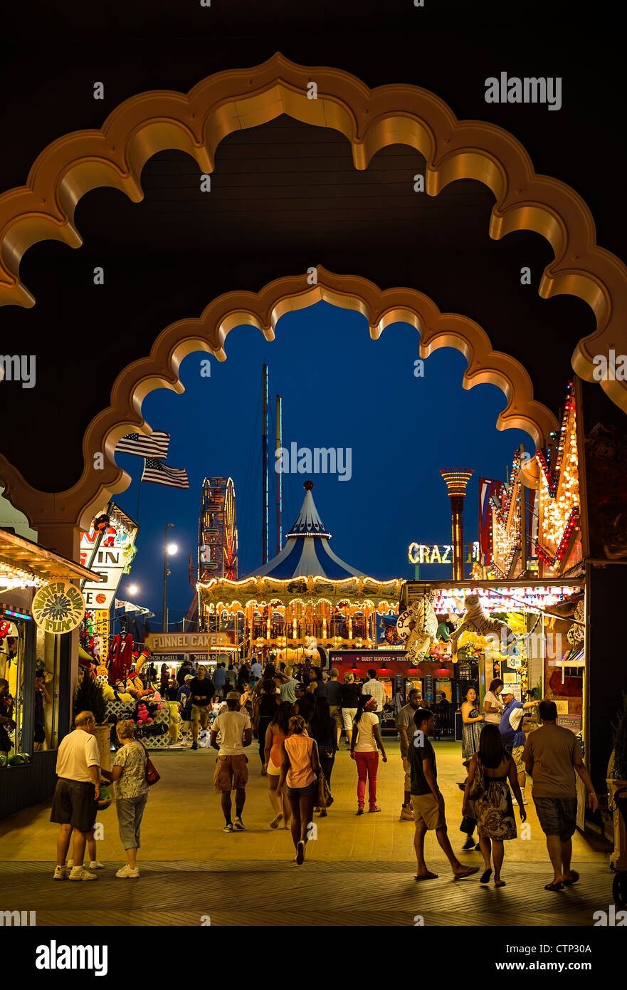 Steel pier hi-res stock photography and images - Alamy