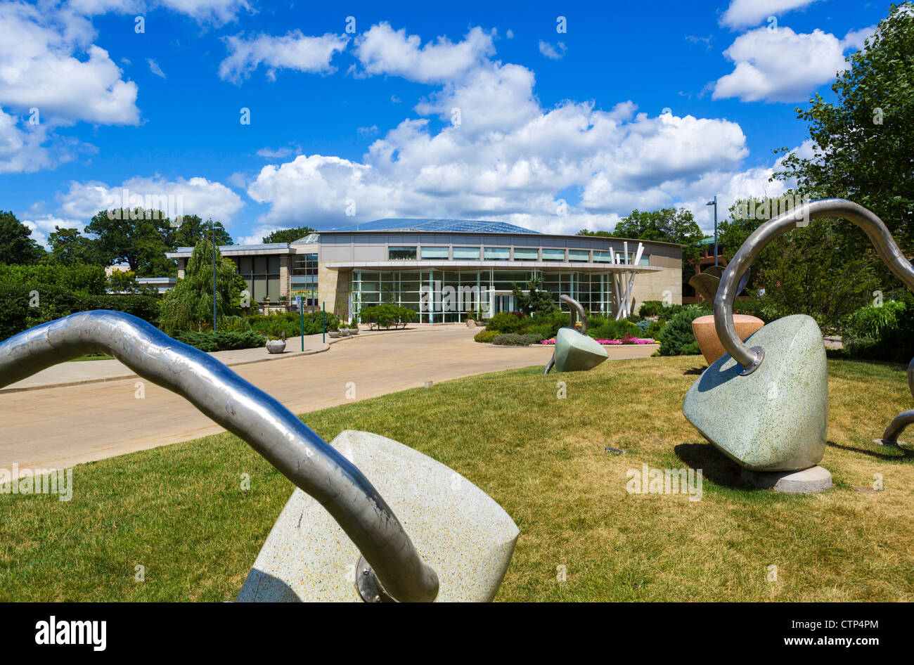 Botanical garden sculpture hi-res stock photography and images - Alamy