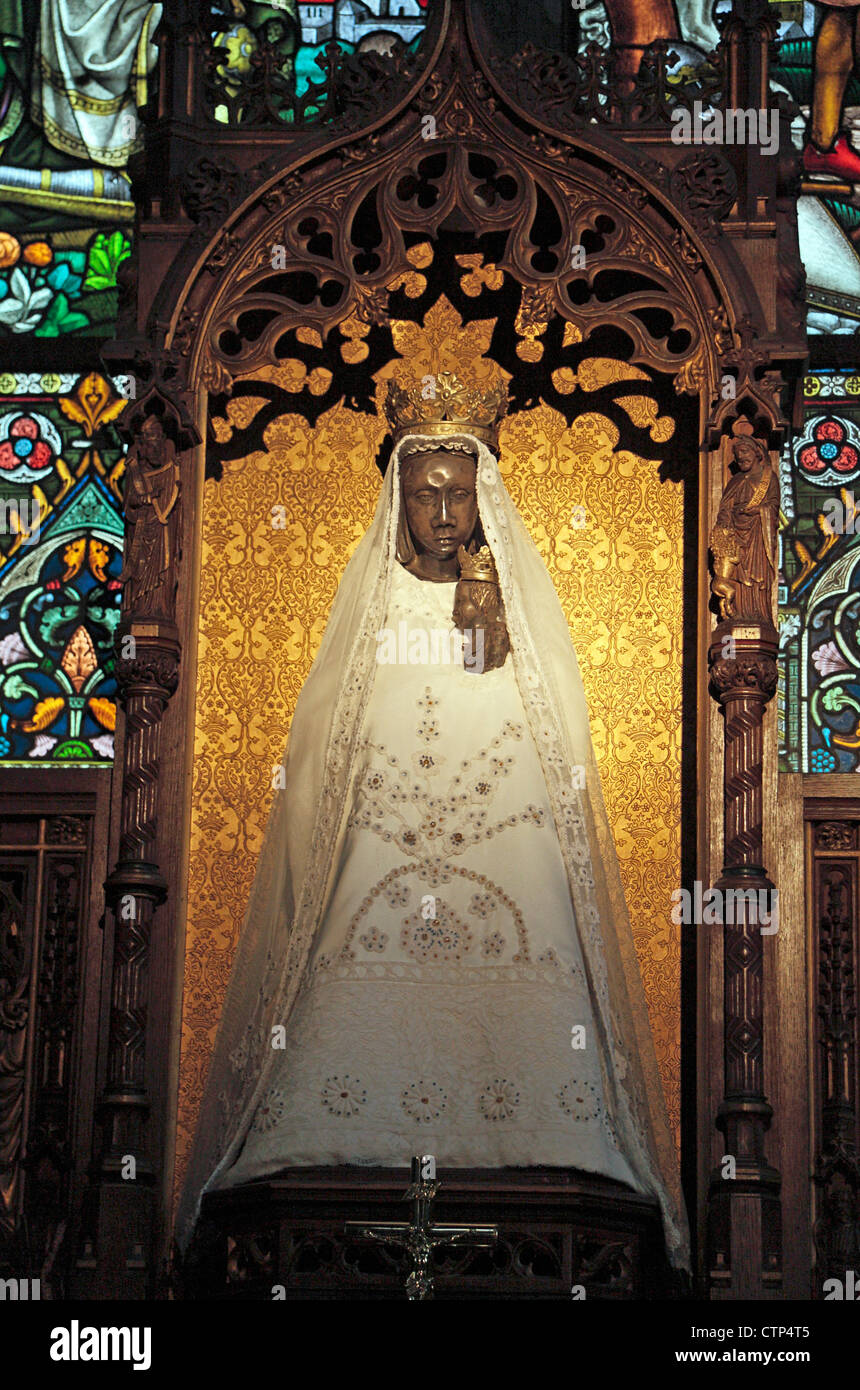 Virgin of walcourt hi-res stock photography and images - Alamy