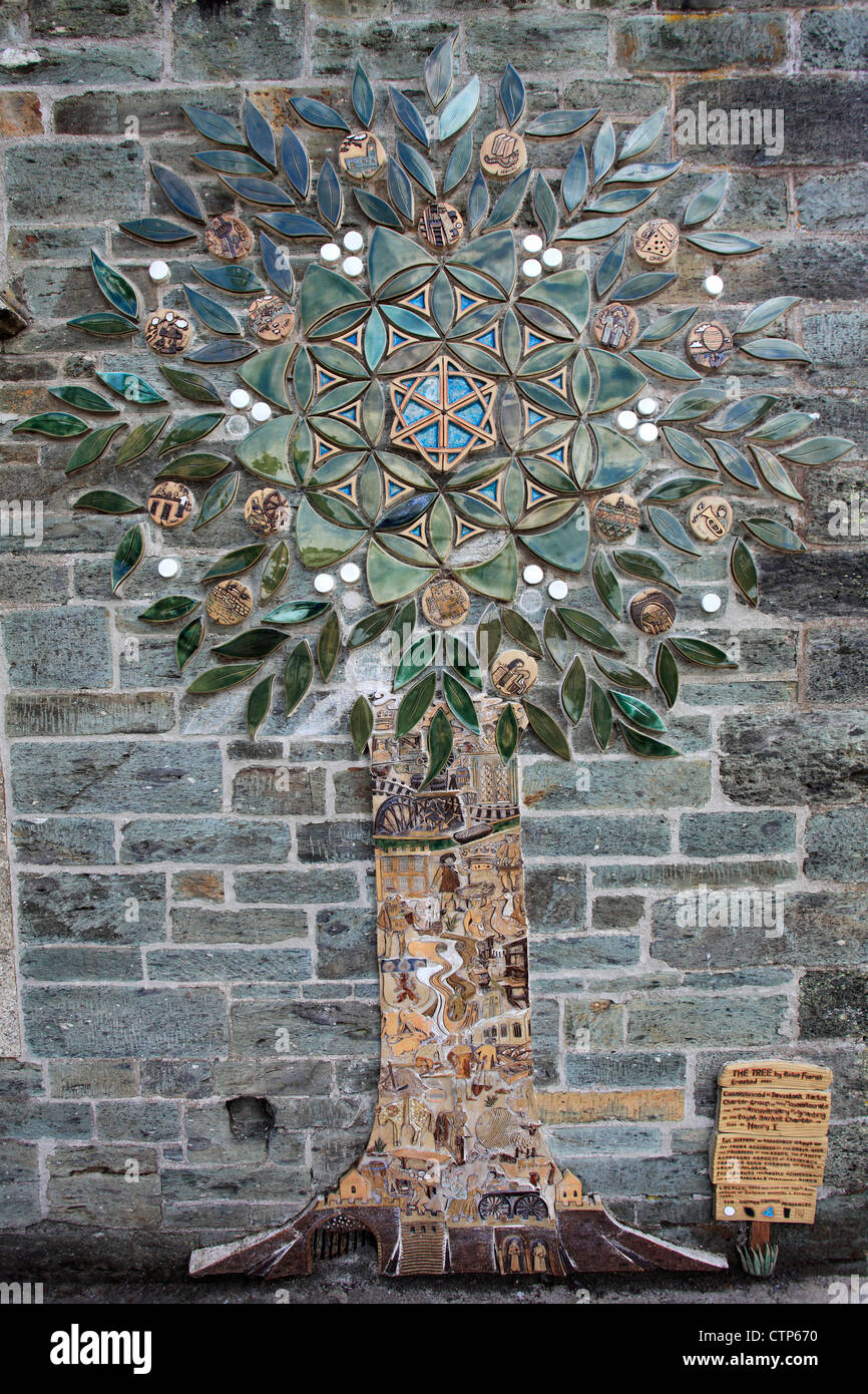 Elevation sculpture hi-res stock photography and images - Alamy