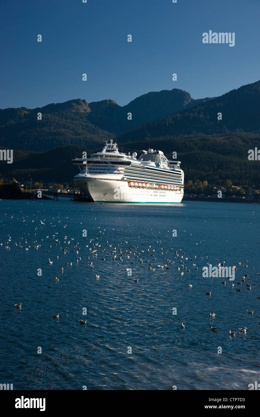Douglas boat harbor and juneau hi-res stock photography and images - Alamy