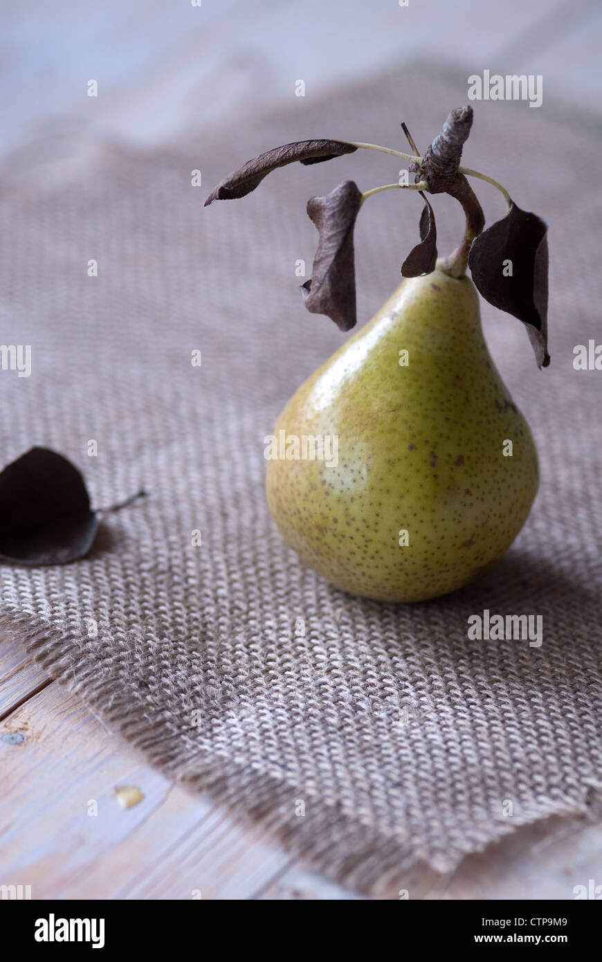 Pear still life hi-res stock photography and images - Alamy