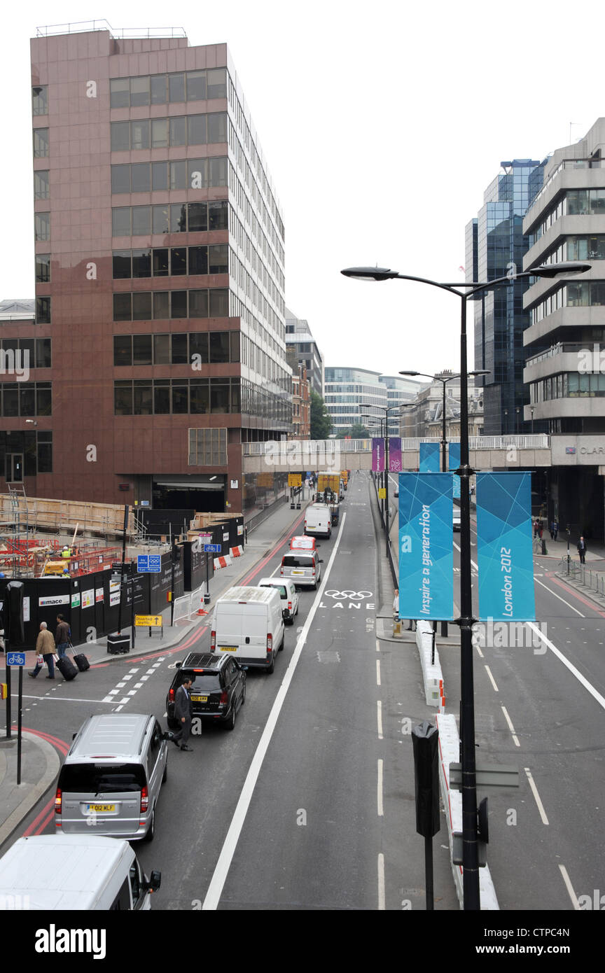 27/07/12 Official Olympic vehicles using the London 2012 Olympic Games ...