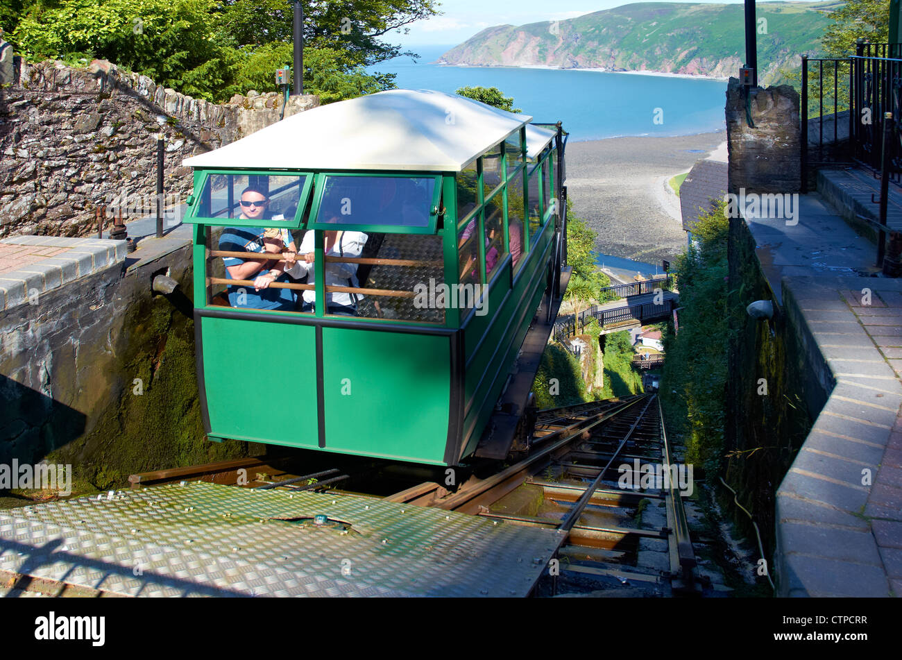 Lynton and lynmouth funicular cliff railway hi-res stock photography ...