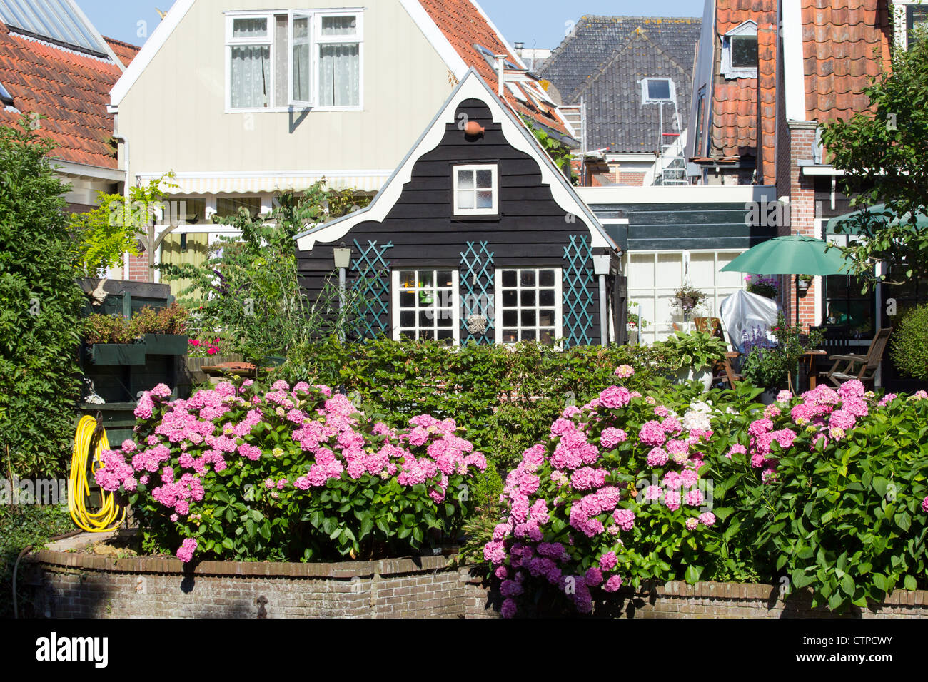 Dutch houses village hi-res stock photography and images - Alamy