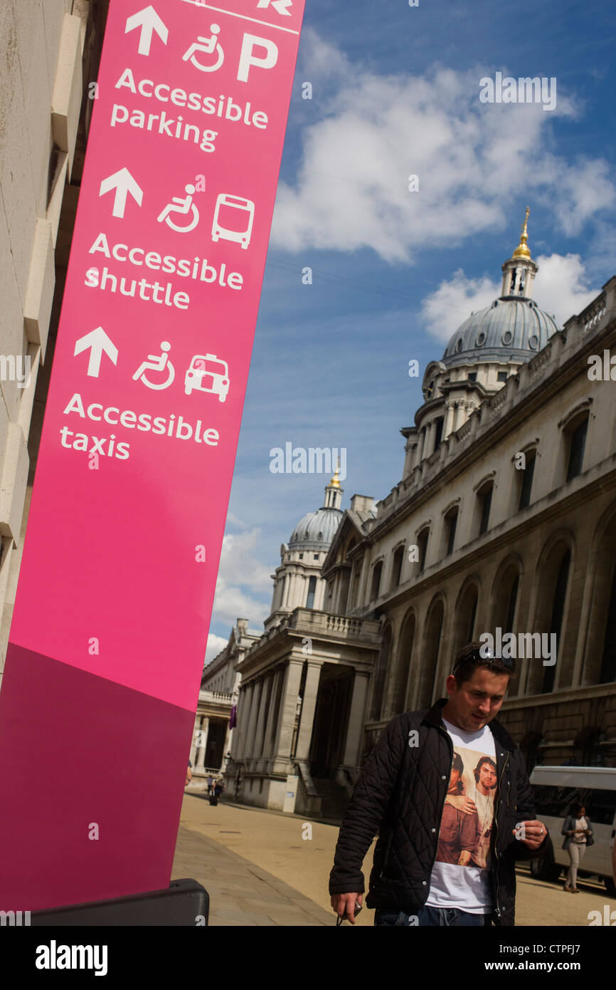 Running event sign hi-res stock photography and images - Alamy
