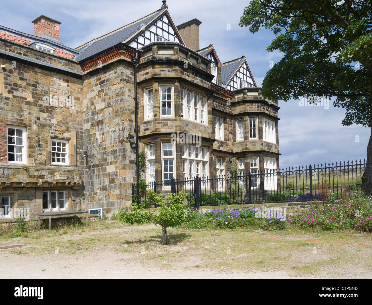 YHA Youth Hostel, Abbey House Whitby North Yorkshire Stock Photo - Alamy