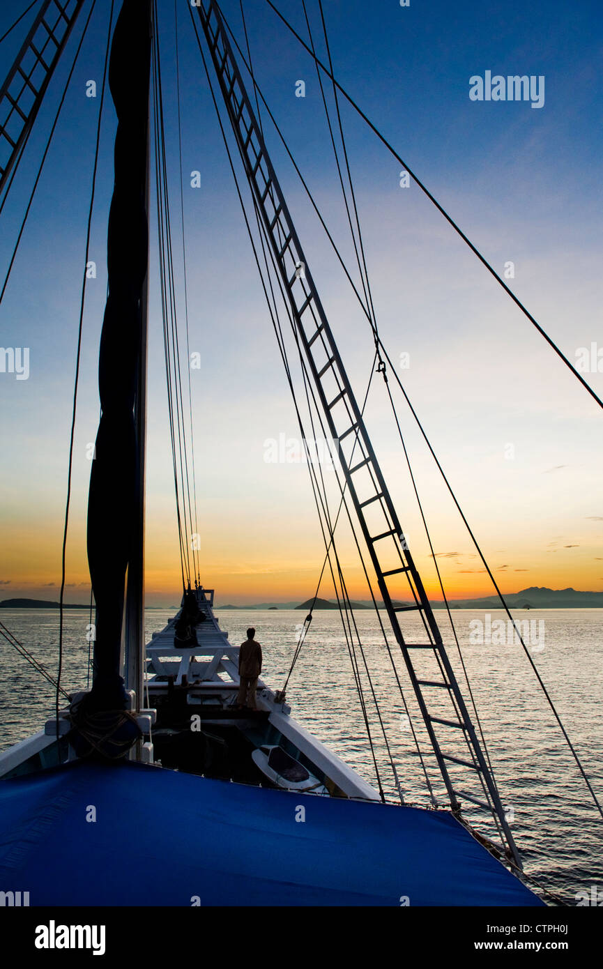 Sunrise aboard the 108 foot "Ombak Putih", a traditional Phinisi ...