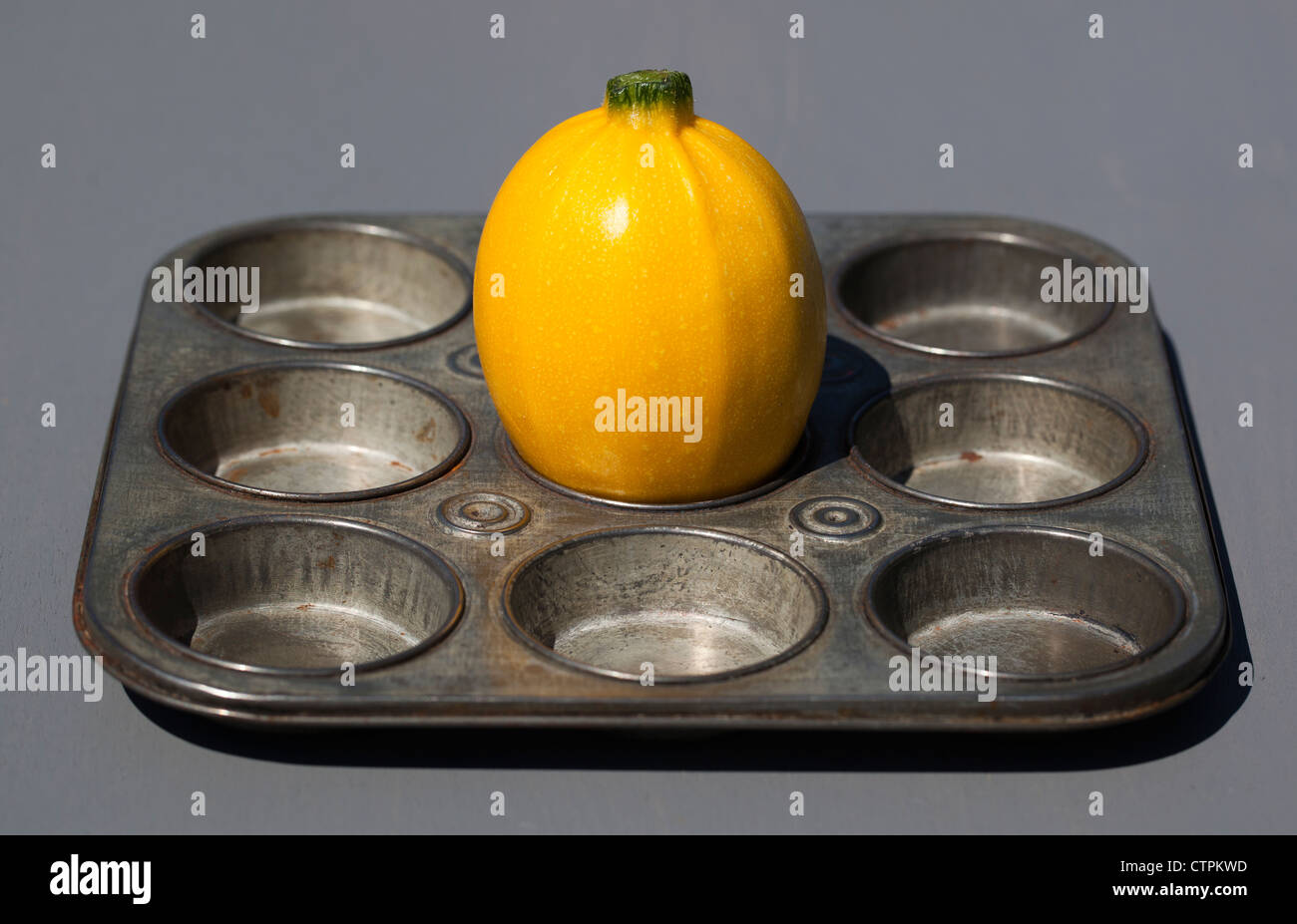 Round Yellow Courgette Stock Photo - Alamy