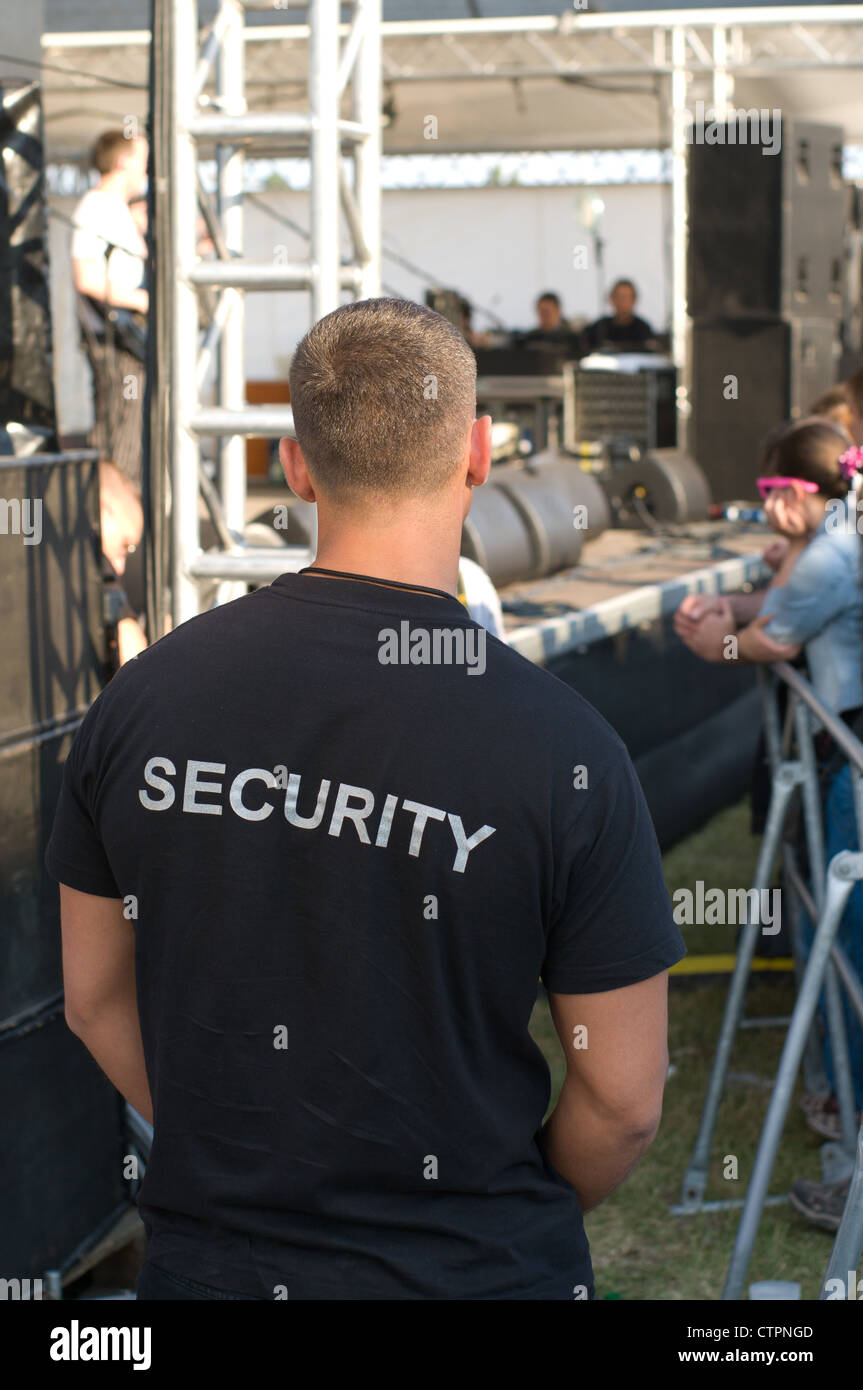 Concert crowds back hi-res stock photography and images - Alamy
