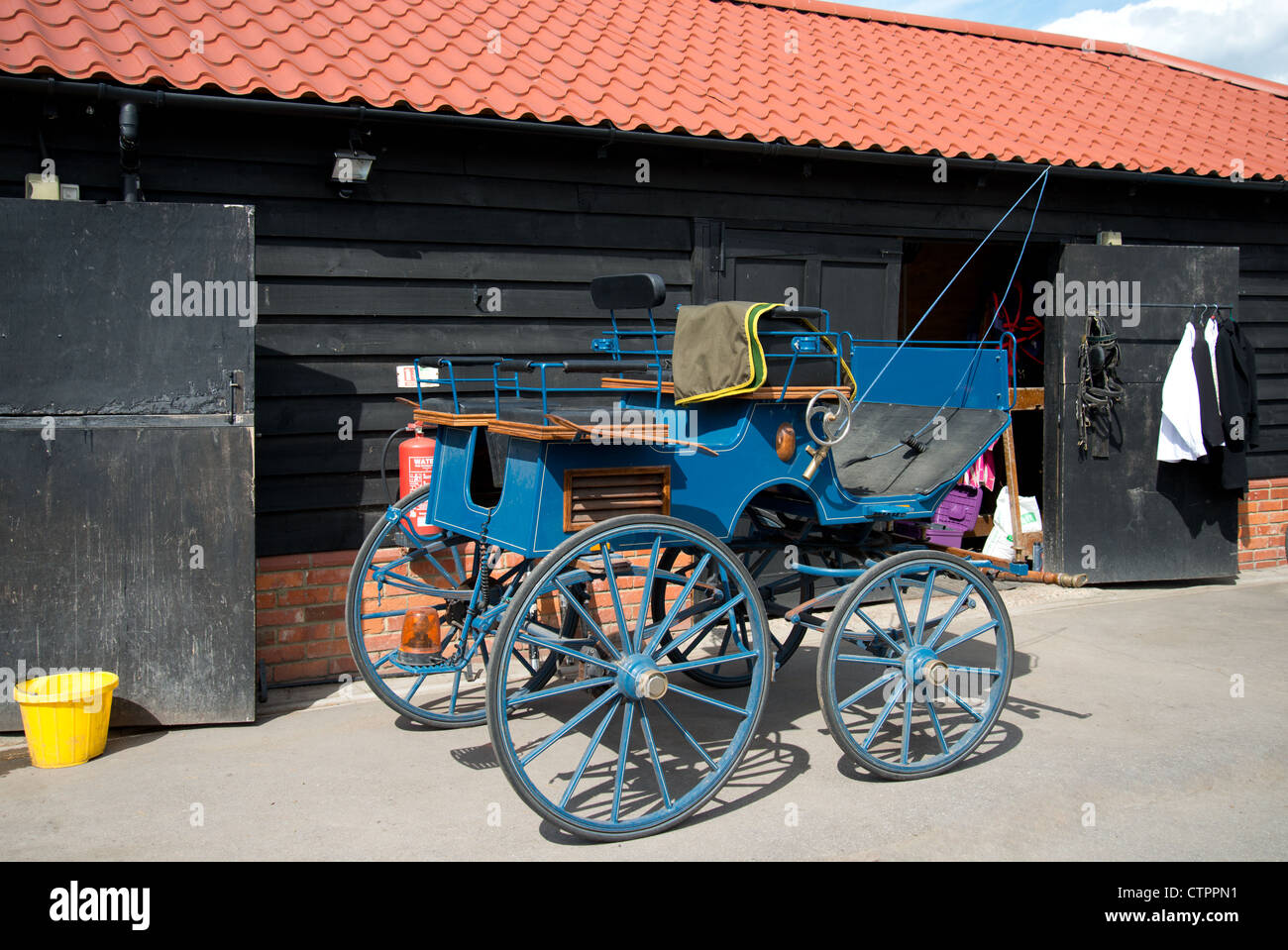 Stanwell moor hi-res stock photography and images - Alamy