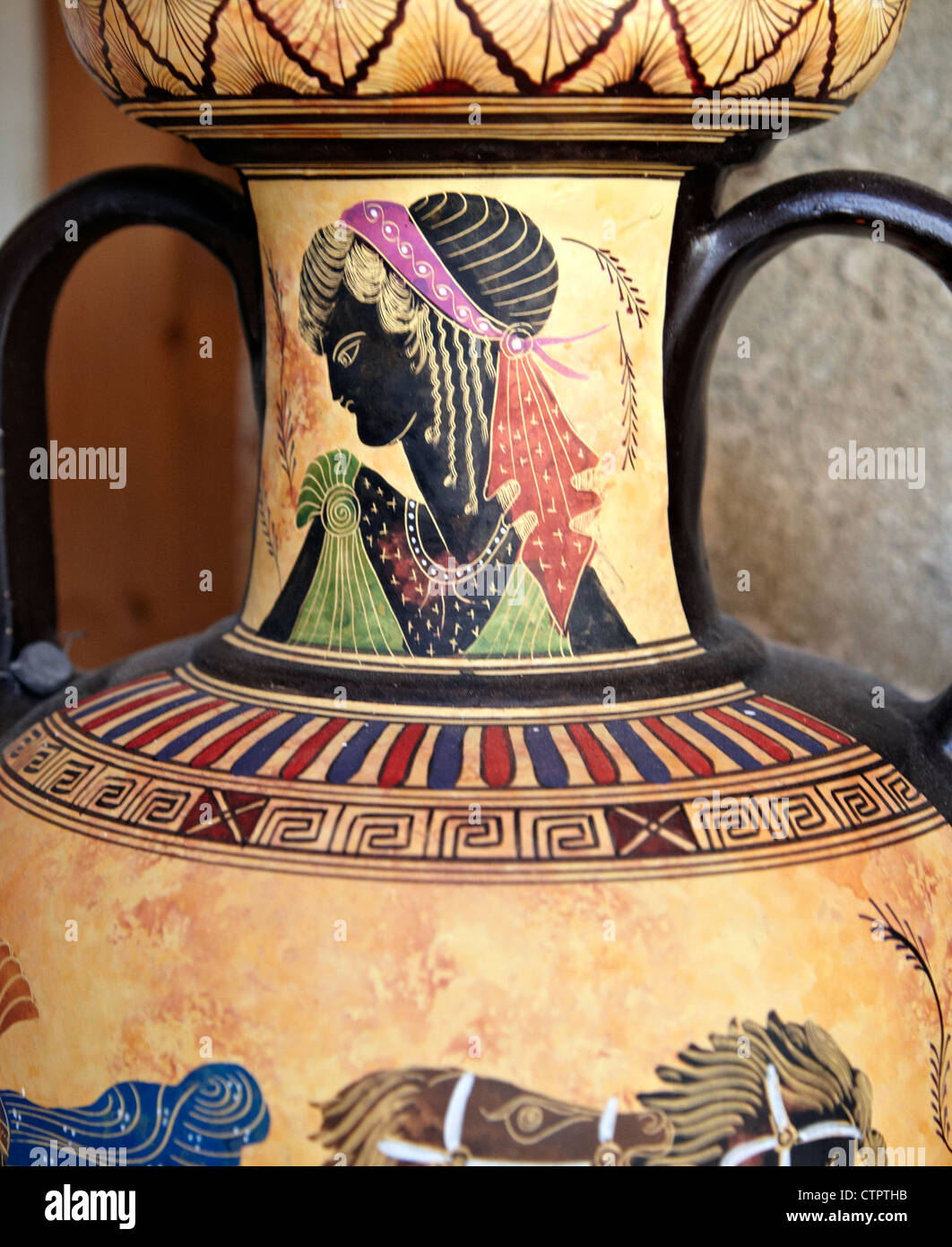 Greek pottery hi-res stock photography and images - Alamy