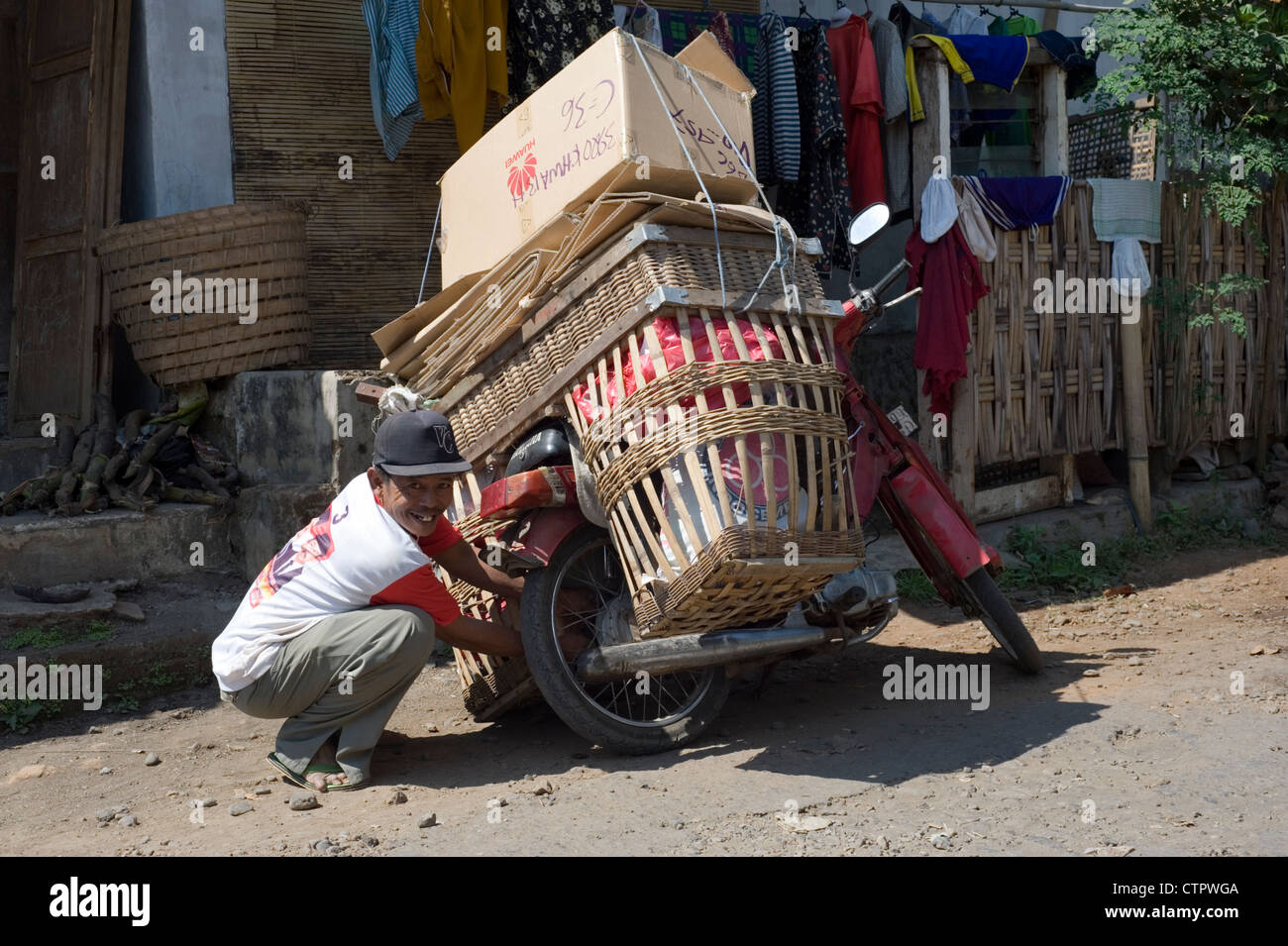 Overloaded motorbike hi-res stock photography and images - Alamy