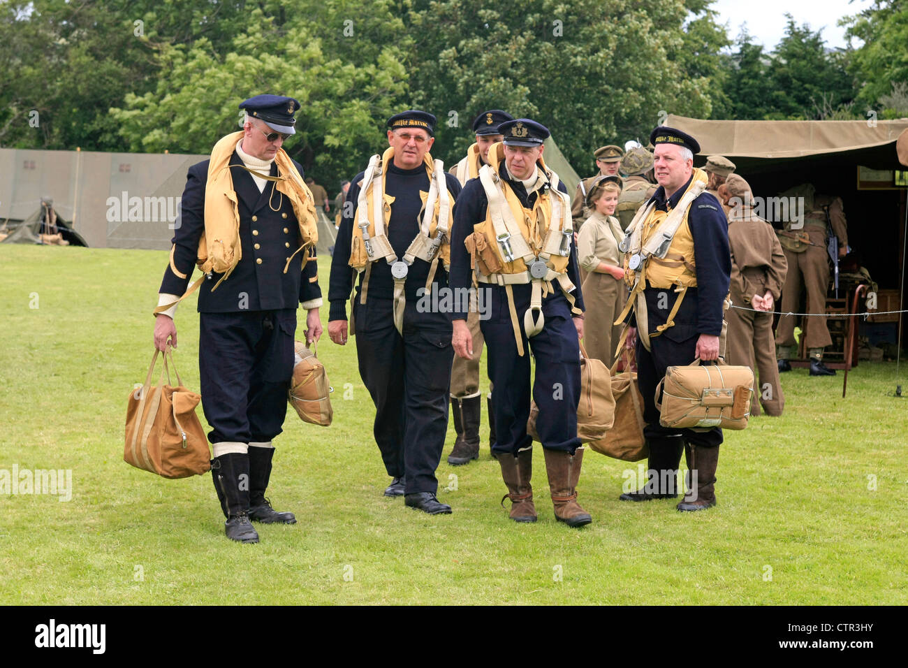 World war two reenactment group hi-res stock photography and images - Alamy