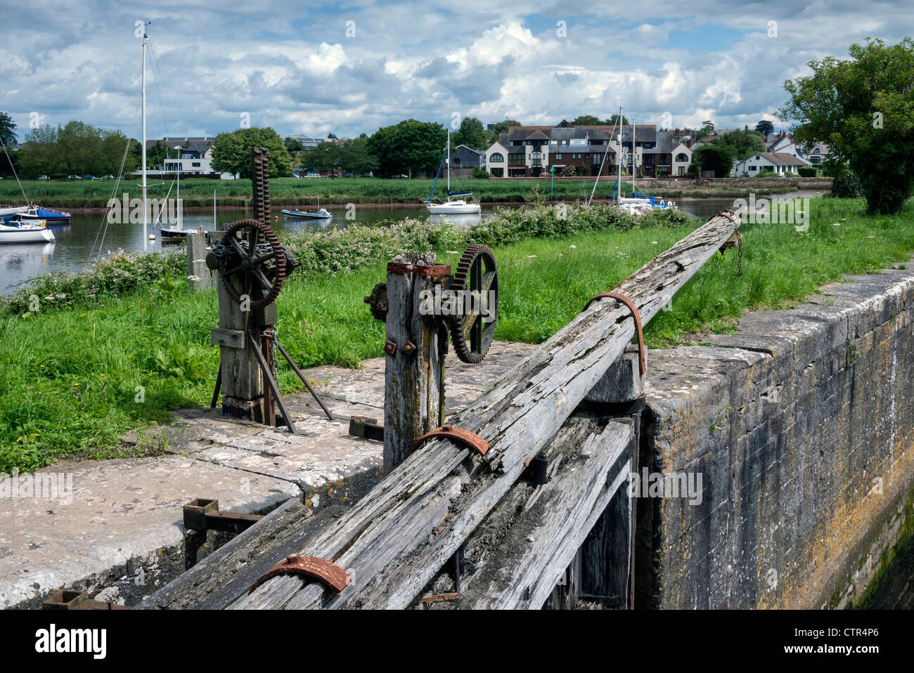 Lock Gate, Exeter Ship Canal, Topsham, South Devon, England, UK Stock ...