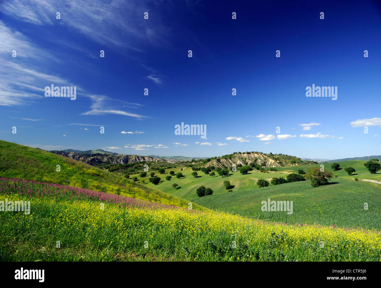 Spring italian landscape hi-res stock photography and images - Alamy