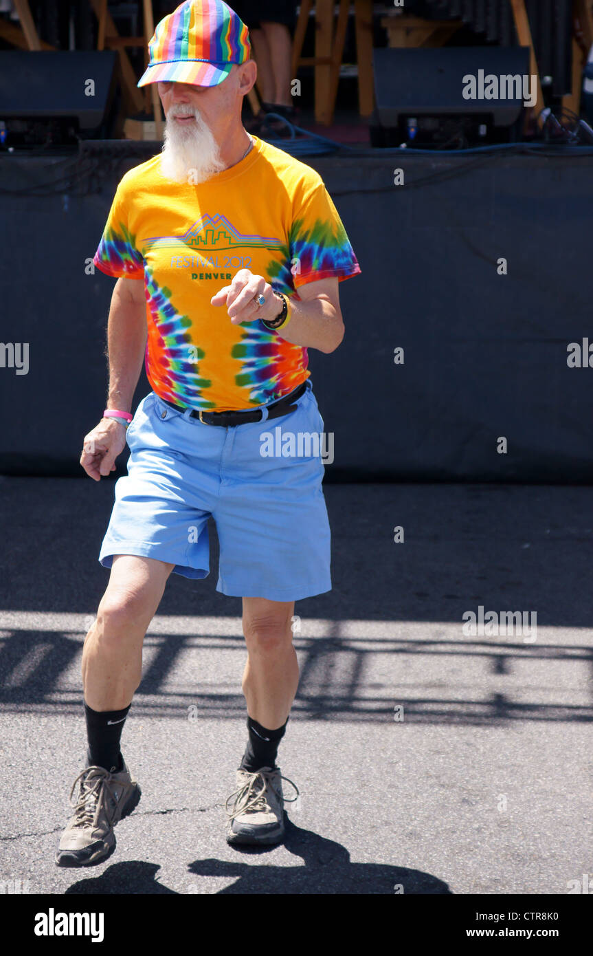 Colorfully dressed old man hi-res stock photography and images - Alamy