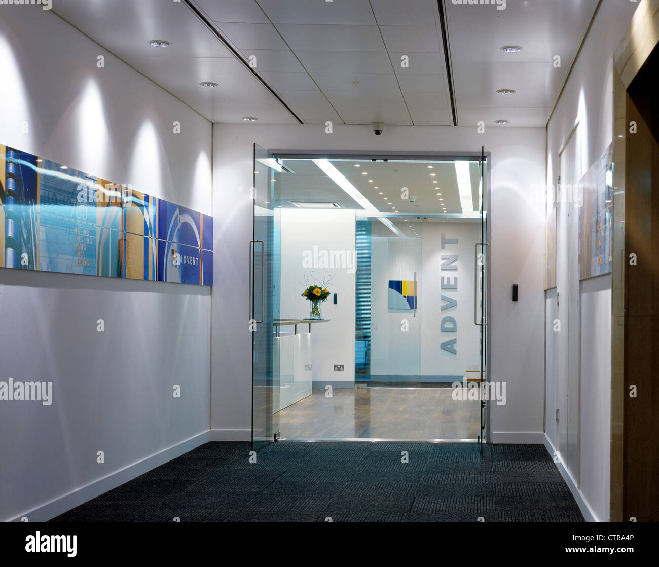 advent offices reception from lift lobby Stock Photo - Alamy