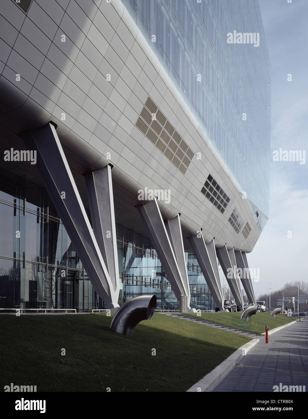 ing bank headquarters view from street level of ground floor of south ...