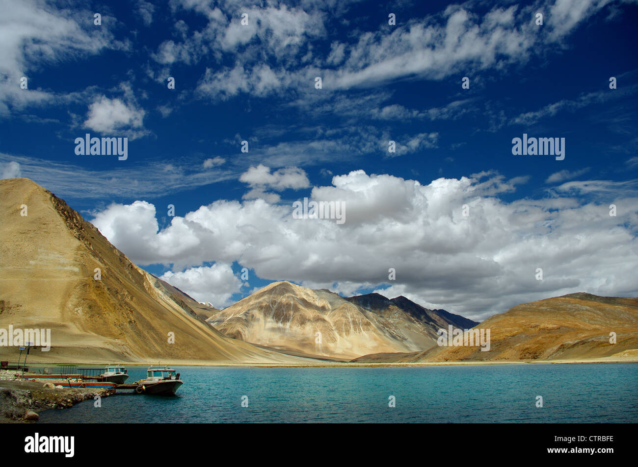 Pangong tso army hi-res stock photography and images - Alamy
