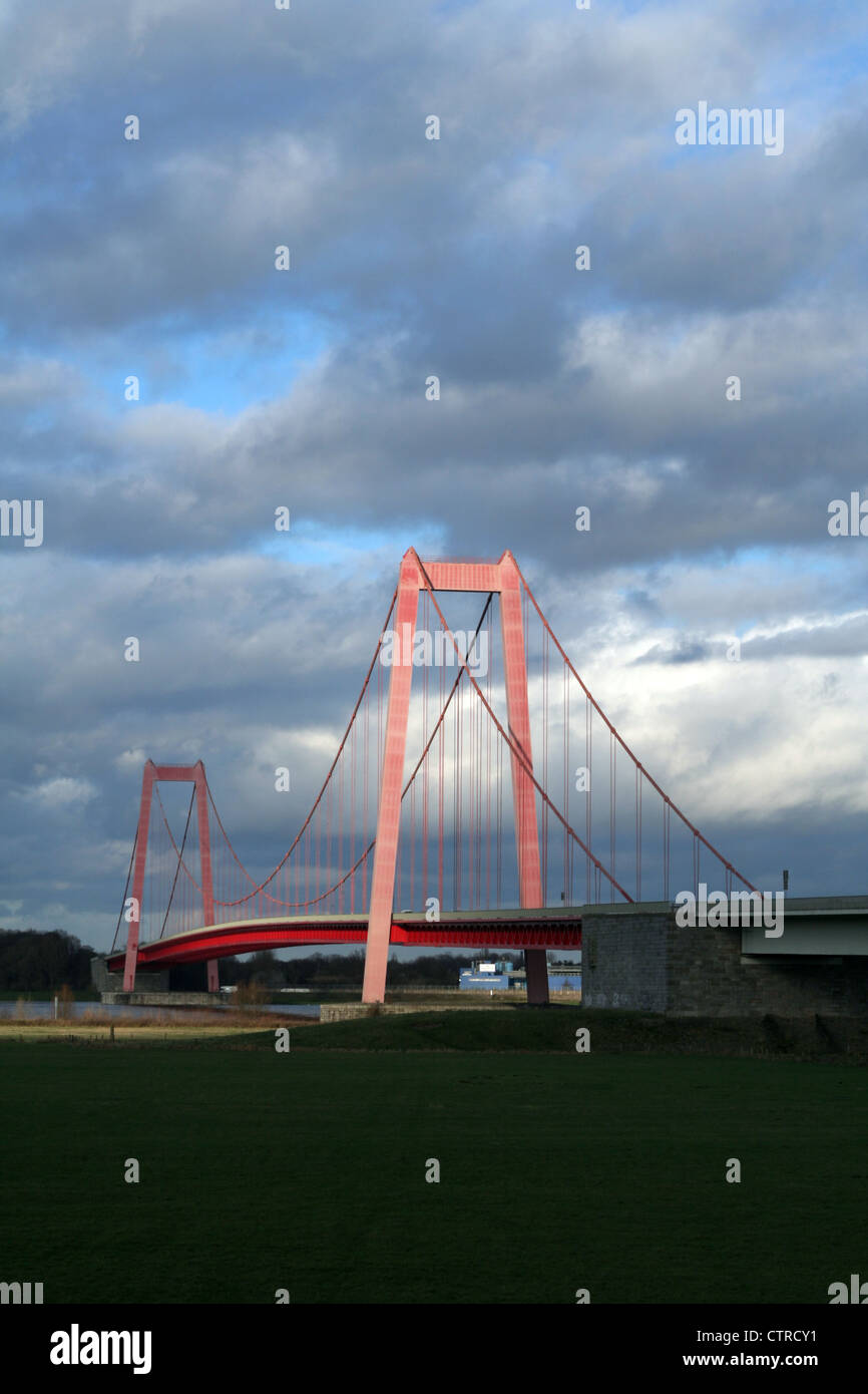 The Rhine Bridge in Emmerich. With a length of 1228mt the longest ...