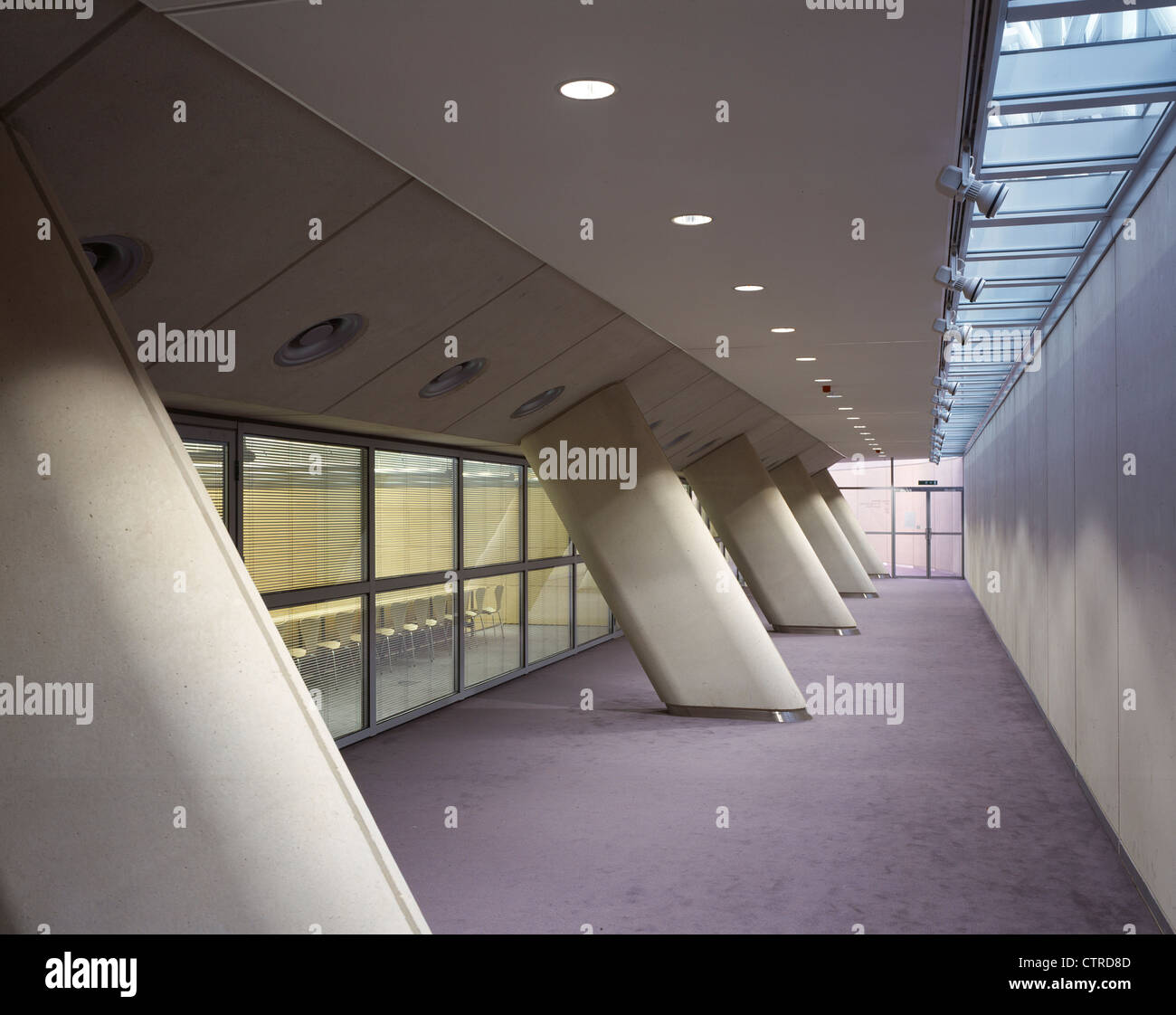 Cambridge lecture hi-res stock photography and images - Alamy