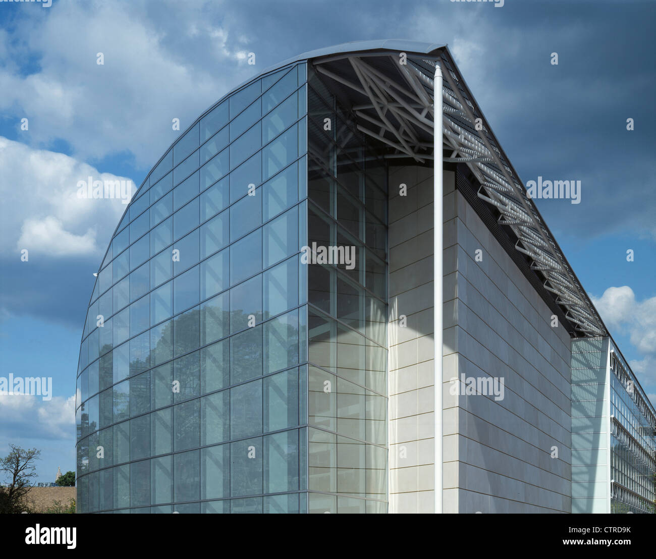 University of cambridge law faculty hi-res stock photography and images ...