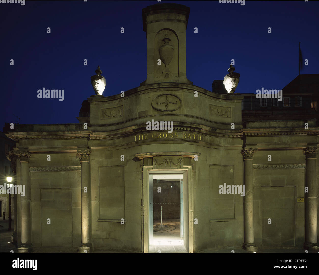 thema bath spa exterior of the cross bath Stock Photo - Alamy