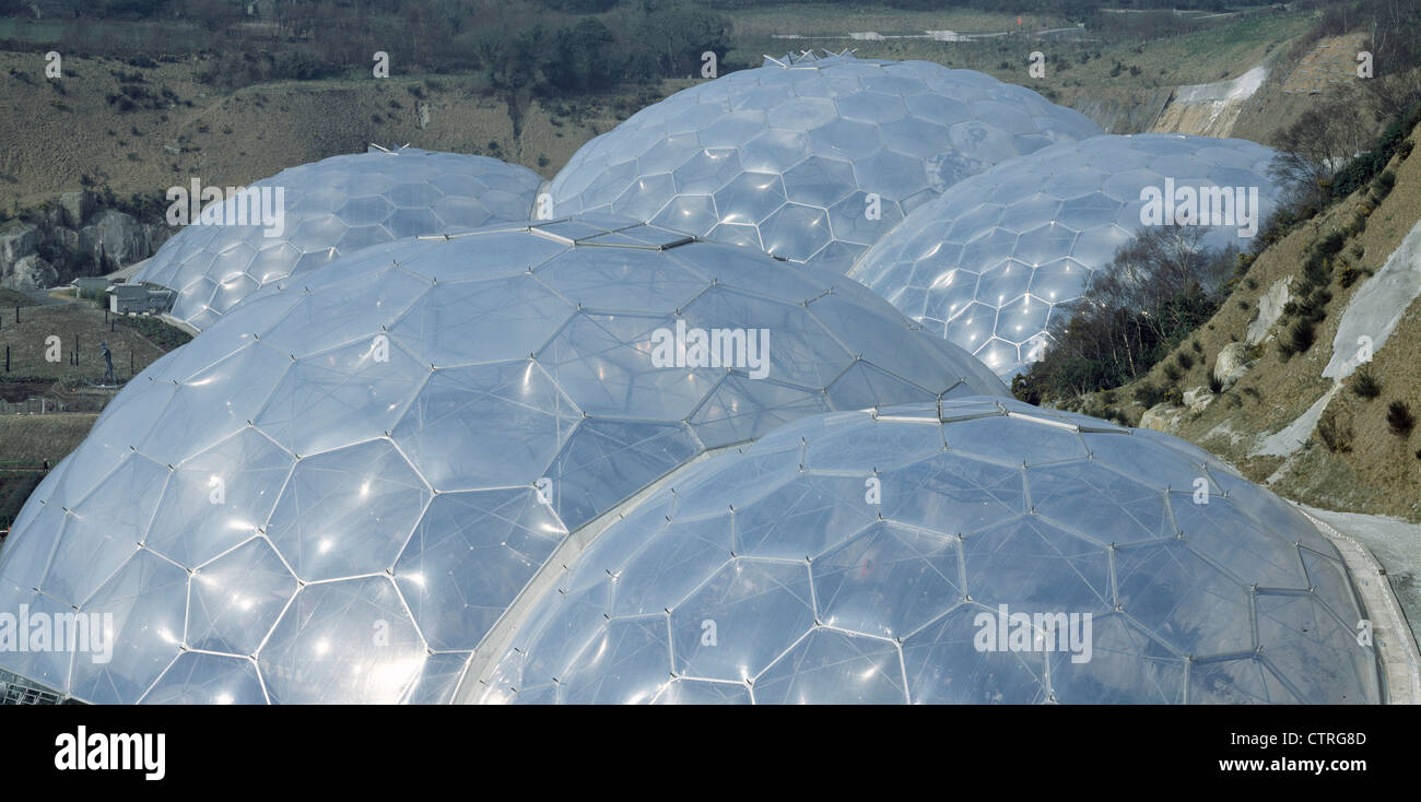 eden project overall view of domes Stock Photo - Alamy
