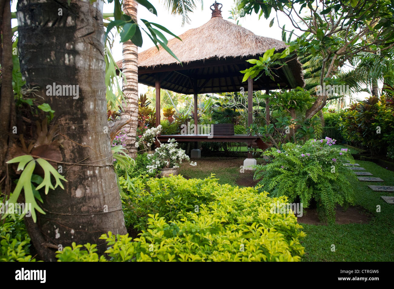 Balinese bale open columned structure hi-res stock photography and ...