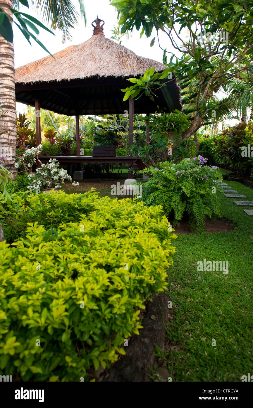 Balinese bale open columned structure hi-res stock photography and ...
