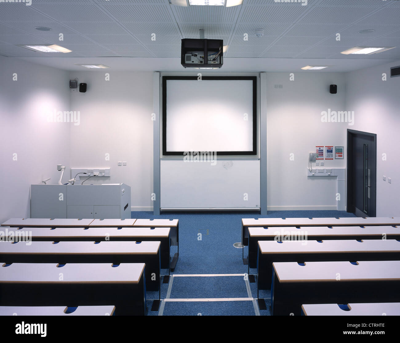 new engineering building lecture theatre Stock Photo - Alamy