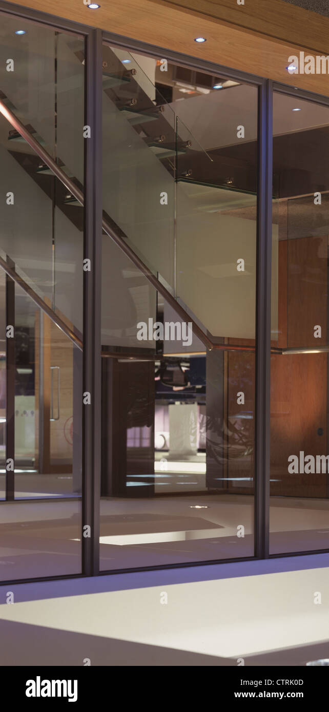 Bloomberg building london inside hi-res stock photography and images ...